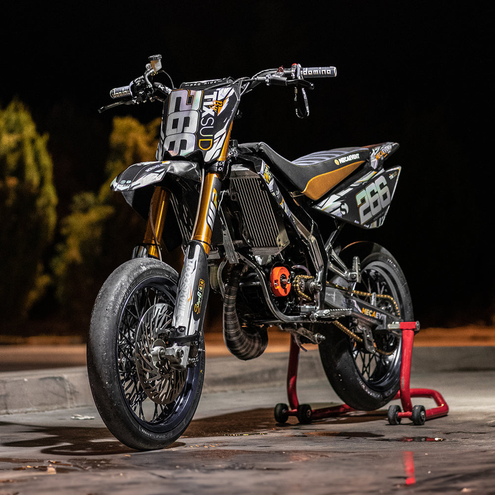 AlienArts - Votre Kit Déco Haut de Gamme Holographique en 3 minutes