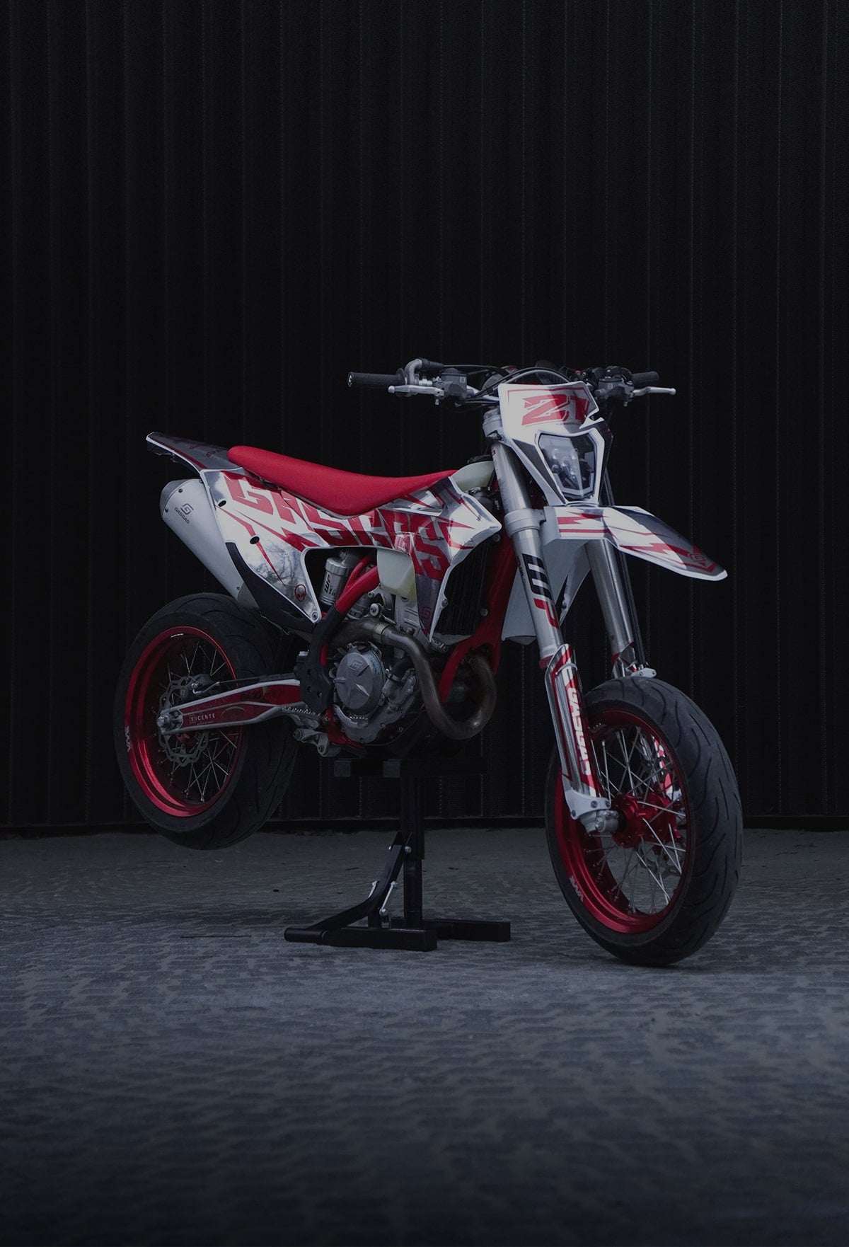 AlienArts - Kit Déco Moto Premium Holographique & Chrome